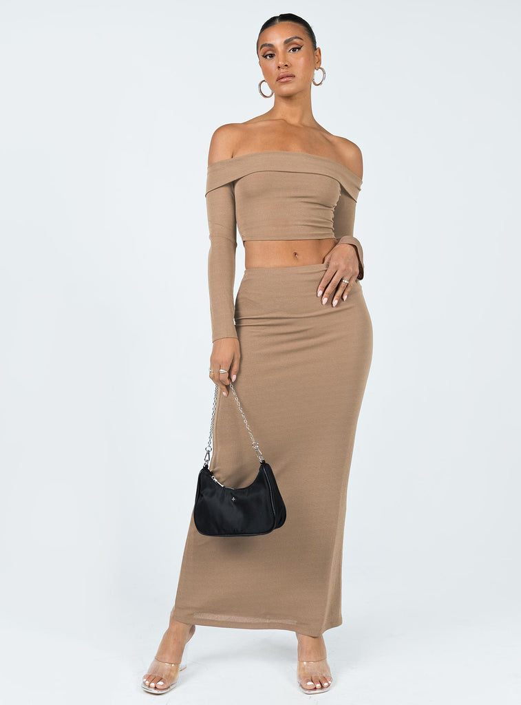 Daltan Set Brown | Princess Polly