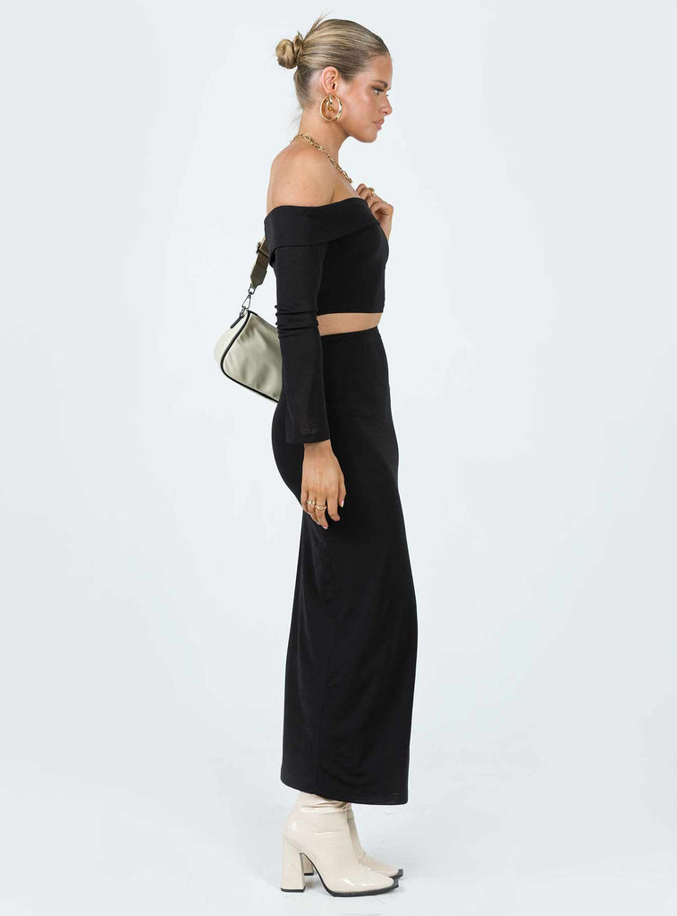 Daltan Set Black | Princess Polly