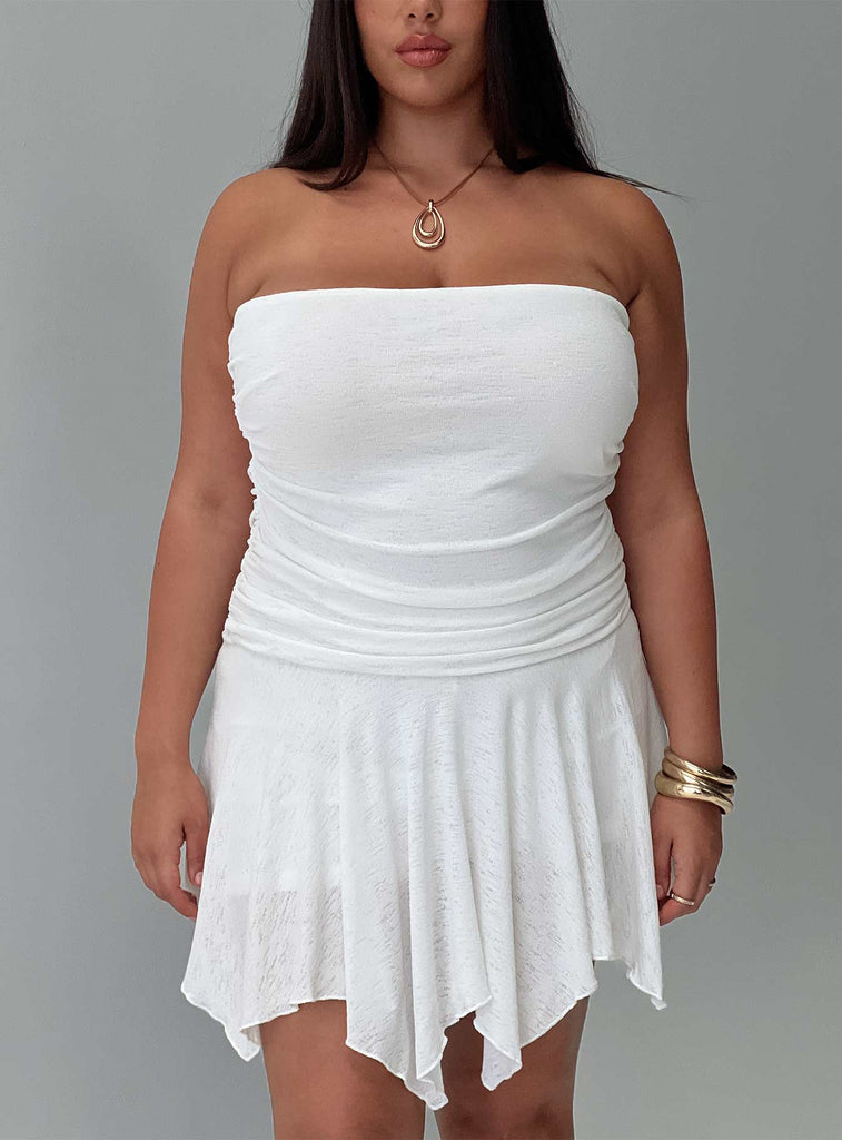 Minxie Strapless Playsuit White Curve | Princess Polly