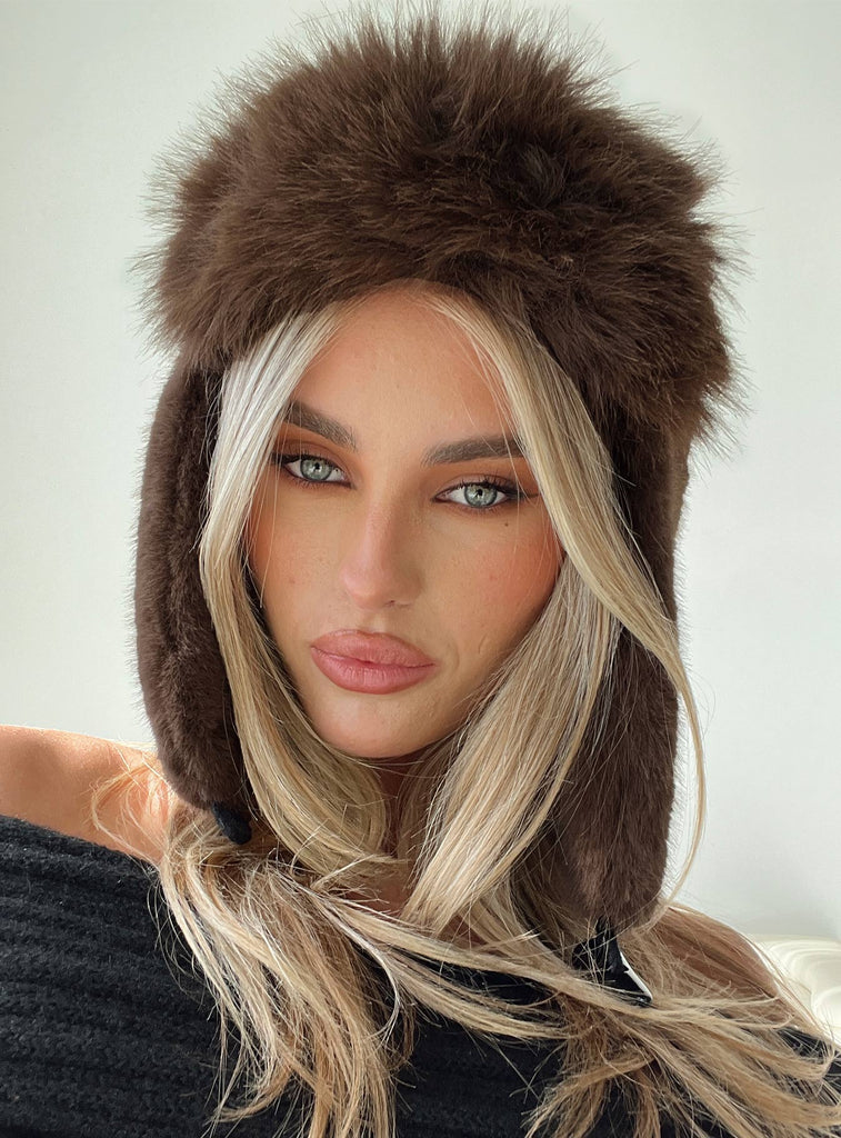 Woolfe Fluffy Hat Brown | Princess Polly