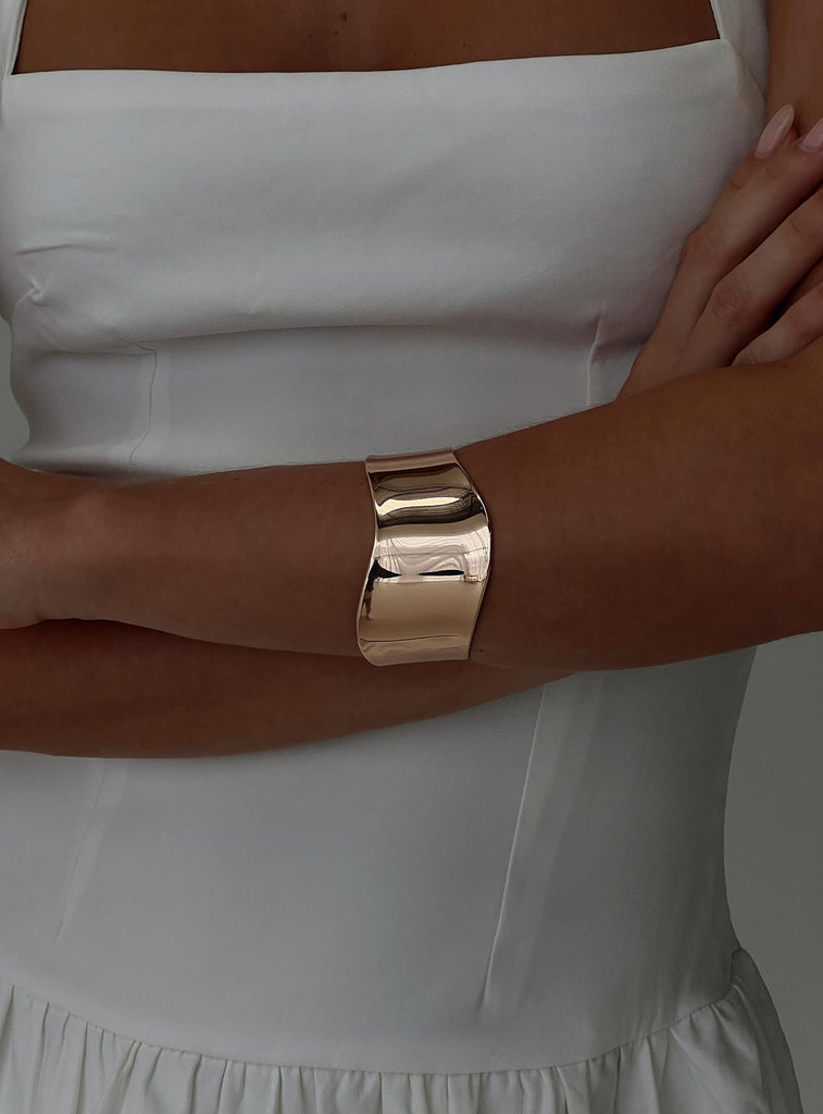 Manhattan Girl Cuff Gold | Princess Polly