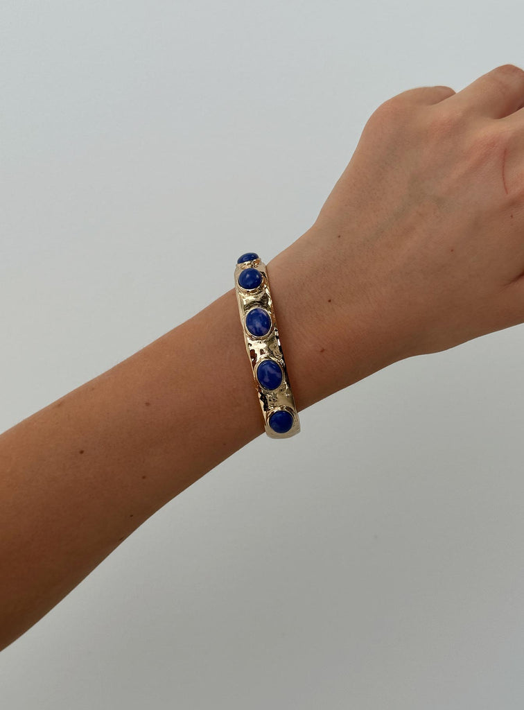 Carefree Days Bracelet Gold / Blue | Princess Polly
