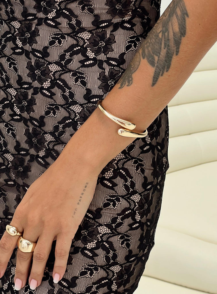 Elle Cuff Gold | Princess Polly