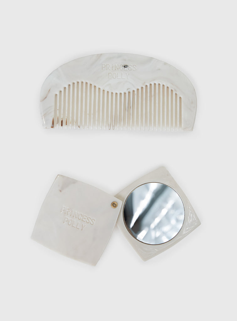 Isabetta Comb And Mirror Pack Cream | Princess Polly