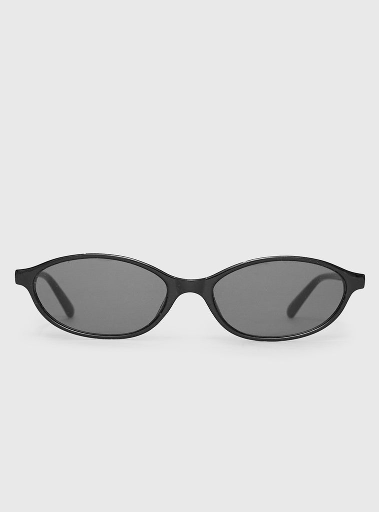Wonderful World Sunglasses Black | Princess Polly