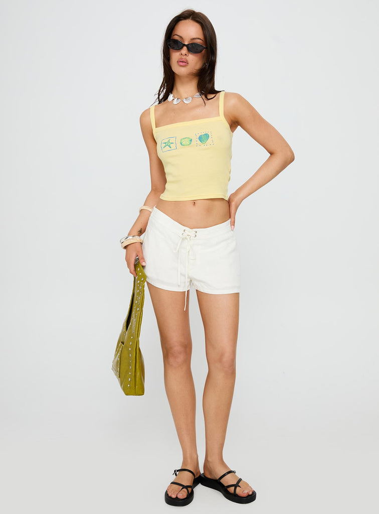Seashore Shells Graphic Tank Yellow | Princess Polly