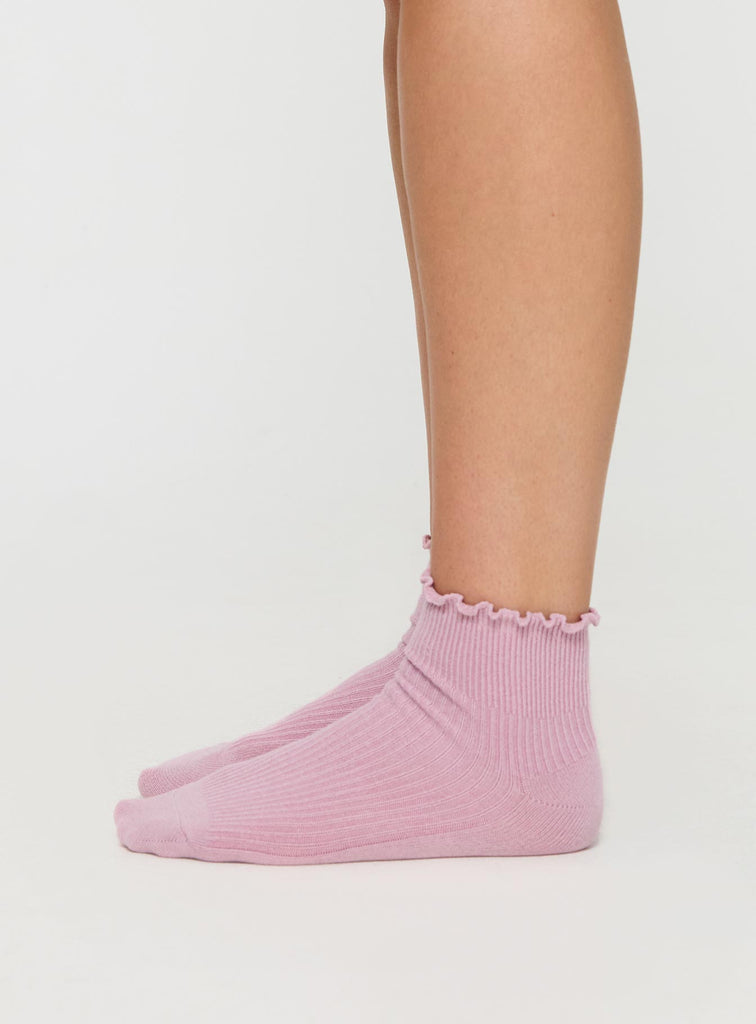Penne Ruffle Socks Pink | Princess Polly