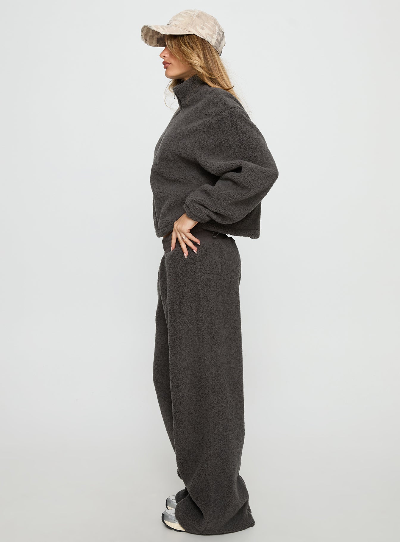 Siberia Fleece Track Pant Charcoal | Princess Polly