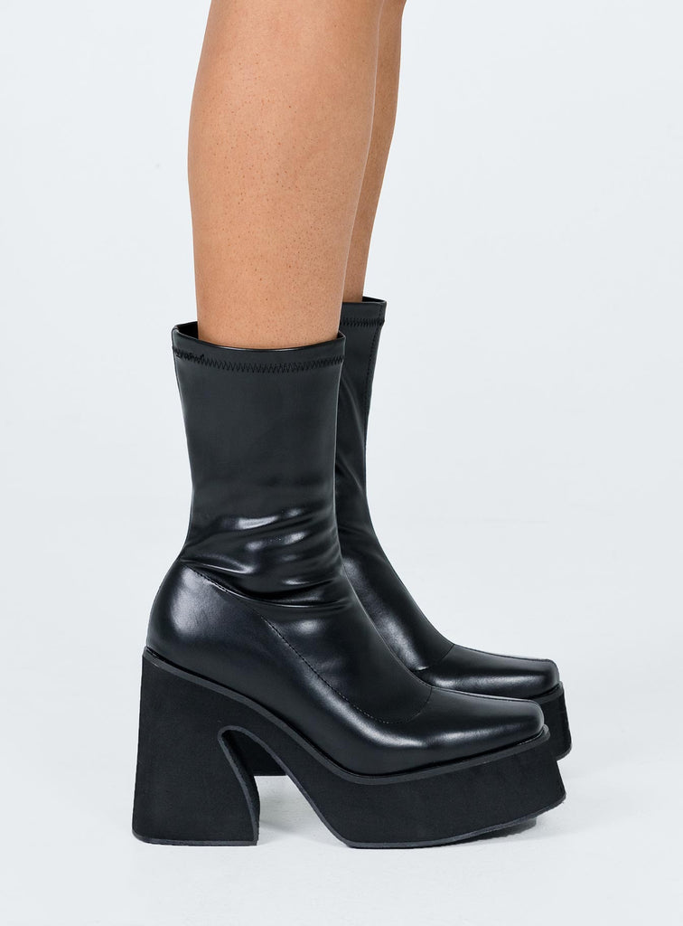 Dockery Boots Black | Princess Polly