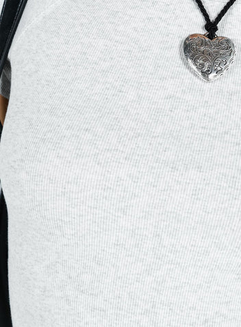 Daymien Tee Grey | Princess Polly USA