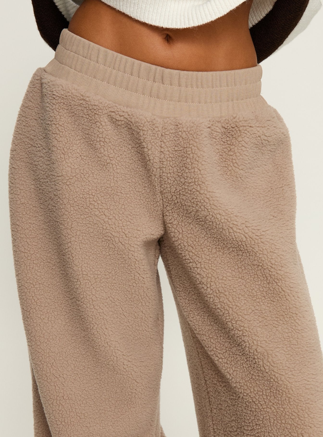 Siberia Fleece Track Pant Light Brown | Princess Polly