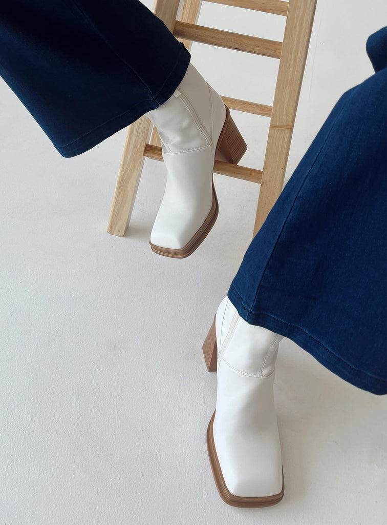 Raffety Boots White | Princess Polly