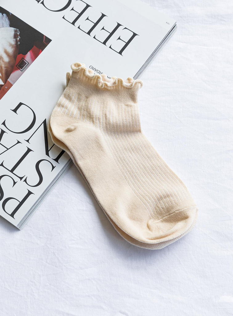 Ribbed Ruffle Socks Cream | Princess Polly