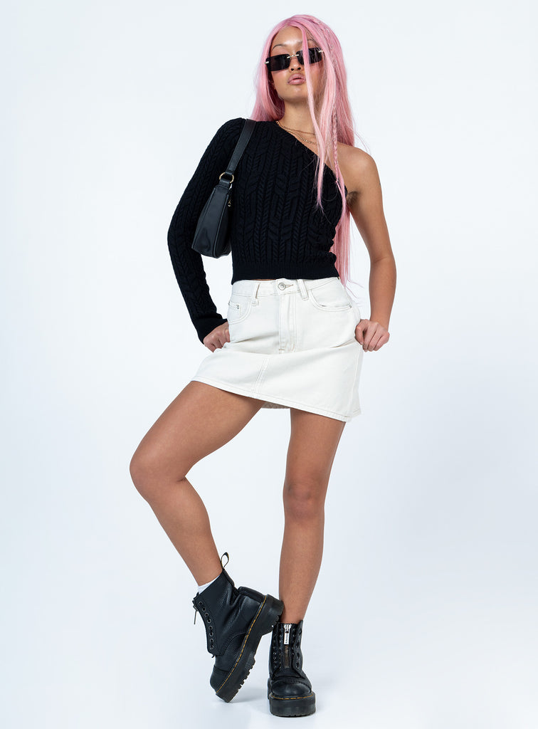 Ethan Top Black | Princess Polly