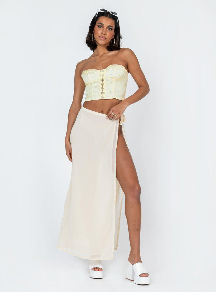 Allyson Strapless Top Yellow | Princess Polly