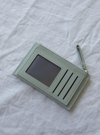 Keep Track Wallet Green | Princess Polly