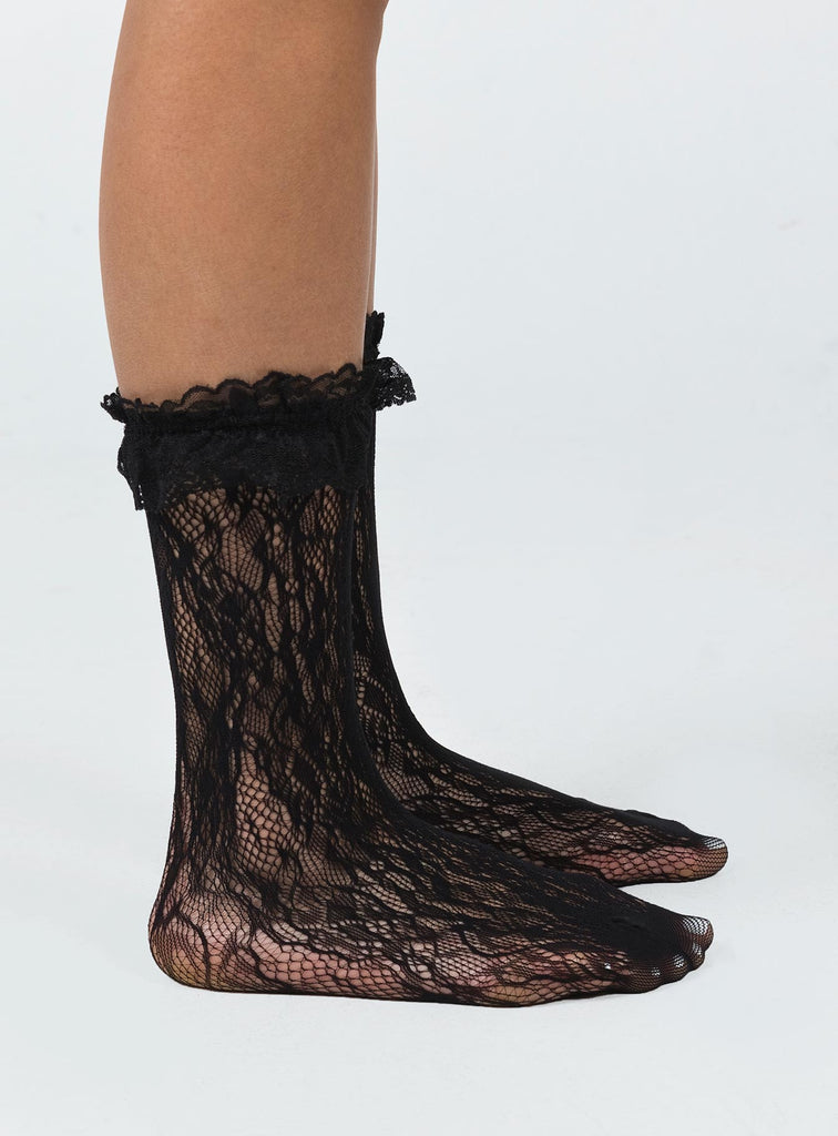 Liani Ruffle Socks Black | Princess Polly