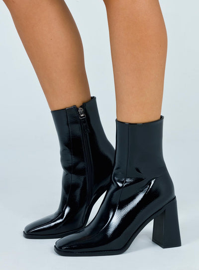 Larry Crop Shirt Zebra | Princess Polly USA